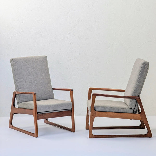 Mid-Century Modern Sled Lounge Chairs in Rosewood – Fox & Wedge